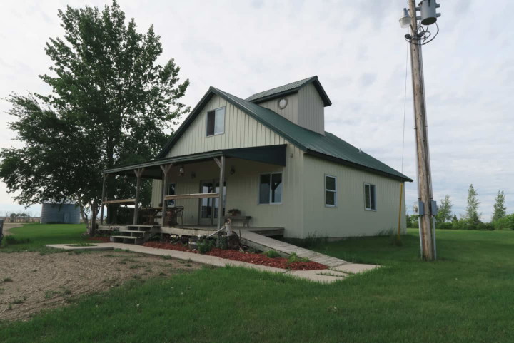 Rural Getaway At Homestead Lodge - North Dakota