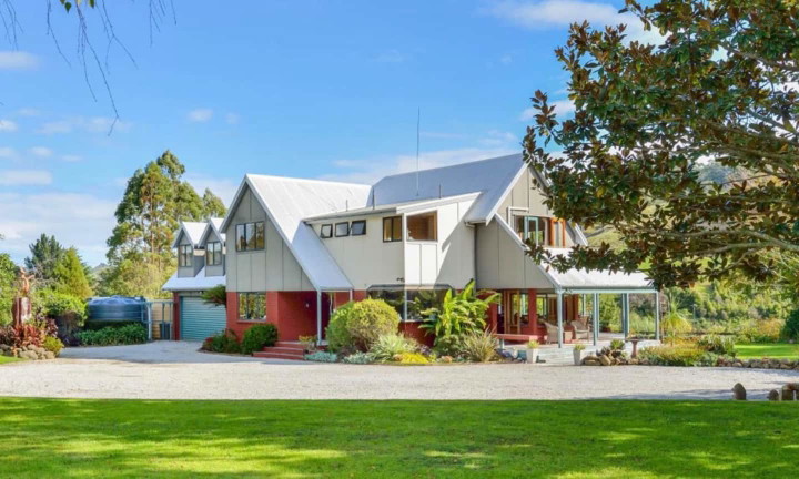 Darwin Retreat - Gisborne