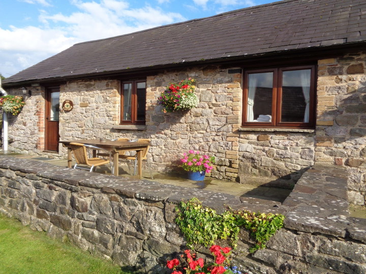 Ivy Cottage At Tytanglwyst Farm Holiday Cottages - Porthcawl