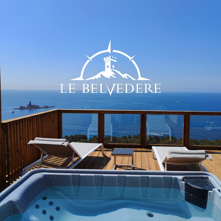 The Belvedere Of The Golden Island - Saint-Raphaël
