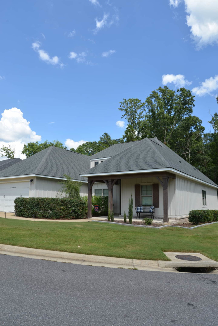 Super Home About 2 Miles From Campus - Auburn, AL