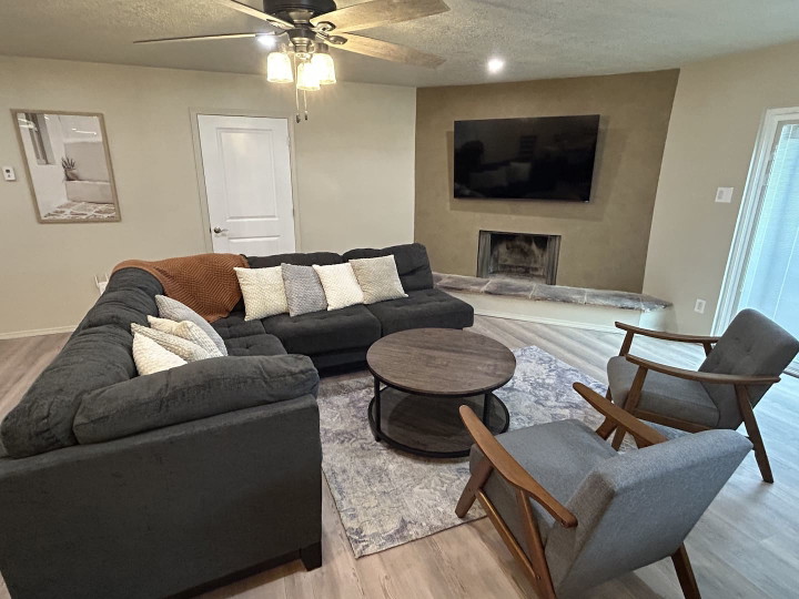 High Desert Haven. Spacious 3br Retreat | Garage - Albuquerque, NM
