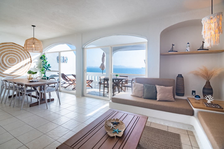 Ocean View, Terrace, Pools, Double Beds - Manzanillo, Colima, Mexico