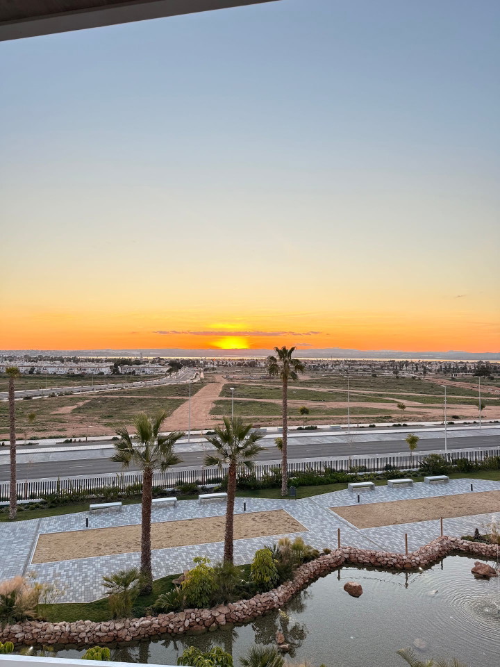 Terrasse Au Coucher Du Soleil, Lagune Rose, Resort - Torrevieja