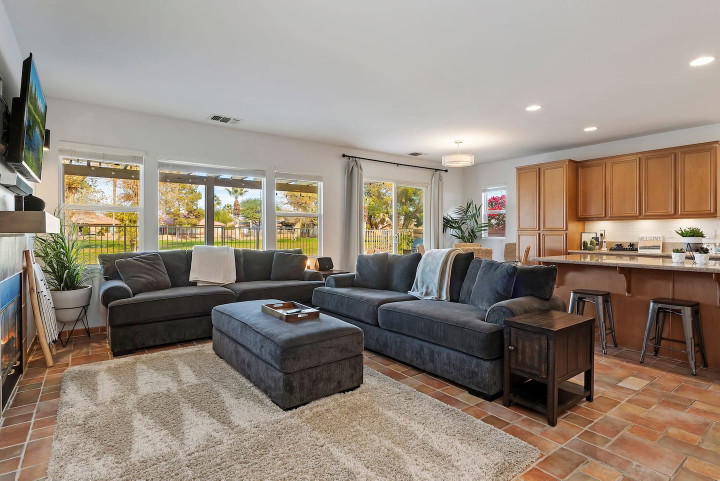 Walk To Festival. Sleeps 8 On Golf Course. - Coachella, CA