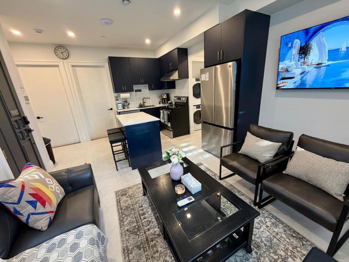 Modern 3br Retreat | Ac + Parking |Family Friendly - Vancouver