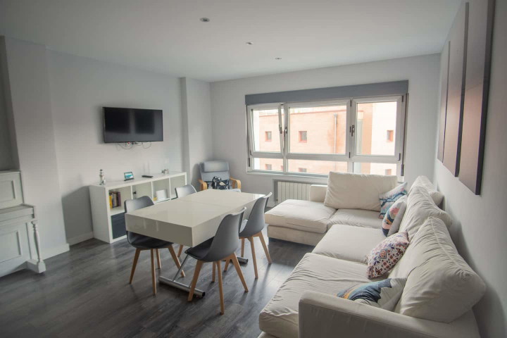 2 Bedroom Apartment In The Heart Of Oviedo - Oviedo
