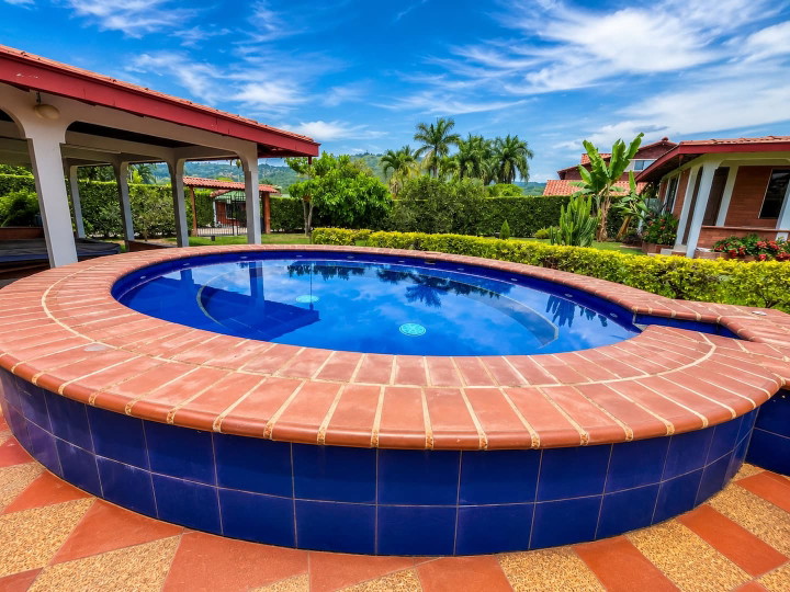 Family Cabin|jacuzzi, Bbq & Games | Mountain Views - Chinchiná