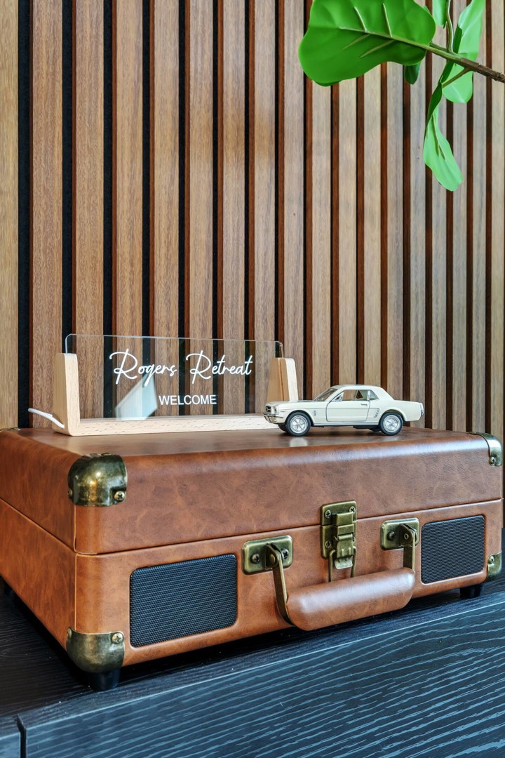 Stylish And Retro Design @ Rogers Retreat - Tallahassee, FL
