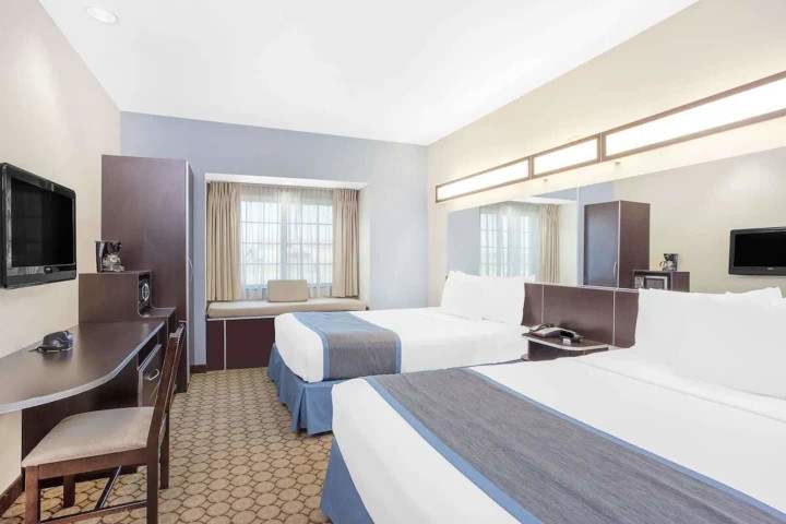 Microtel San Angelo | 2 Queen | Goodfellow Afb - San Angelo, TX
