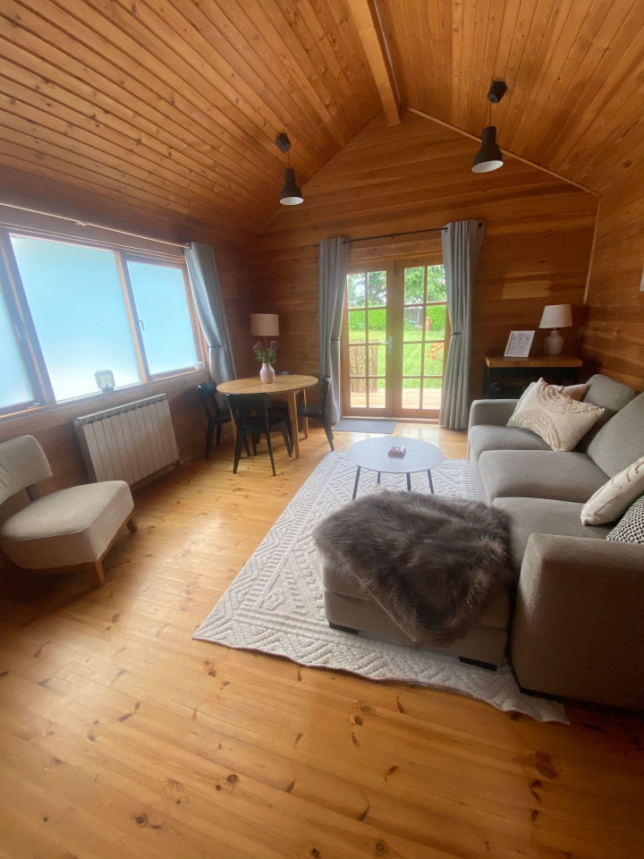 Charming Village Home By The Sea - Malahide