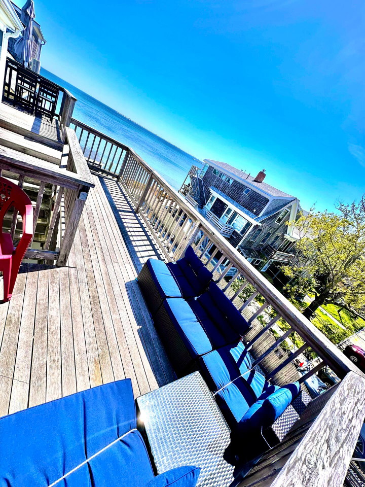 Charming 1 Bedroom, Water Bay View, Commercial St - Provincetown, MA