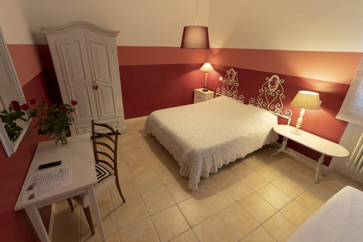 Large Roomfamily Room With Private Bathroom - Livorno