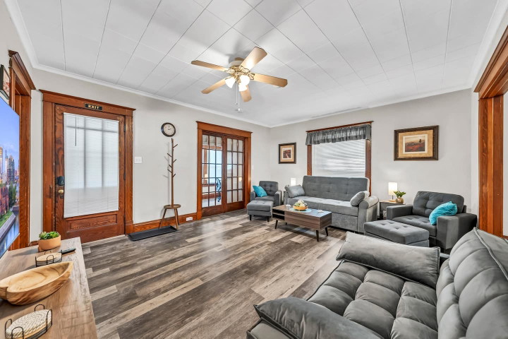 Charming Maple House | Near Niagara Falls - 尼亞加拉瀑布城