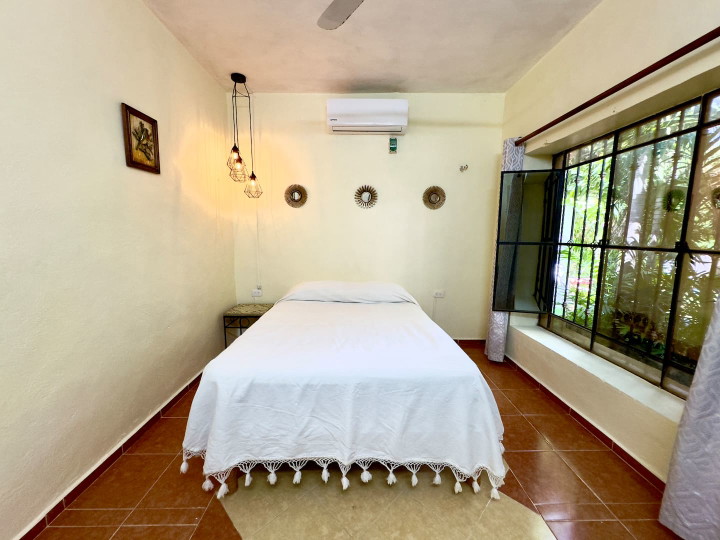 A Small Country-style House With Large Gardens - Mérida