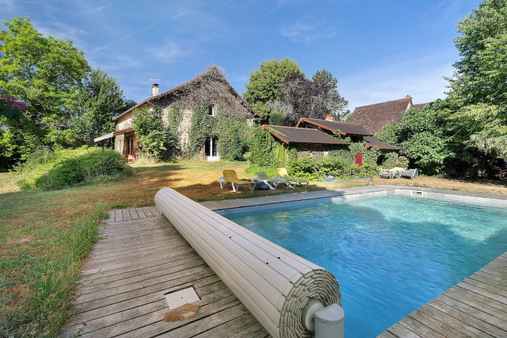 Gites De Groupe Pour 24 Personnes - Dordogne