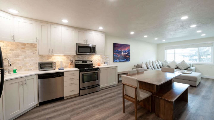 2-bedroom Main Street Condo | #52 - Park City, UT