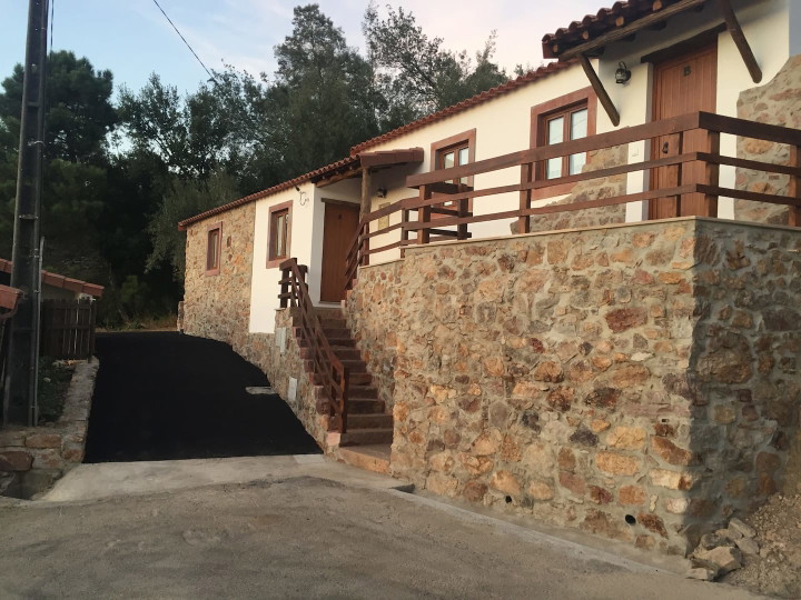 Casas No Terreiro - Casa Do Alto - Penacova
