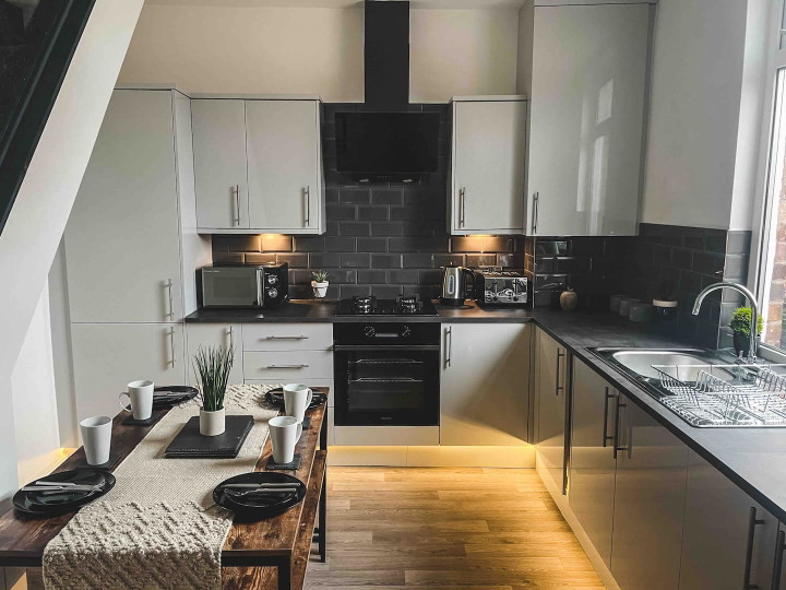 Stylish Home In Bolton - Bolton