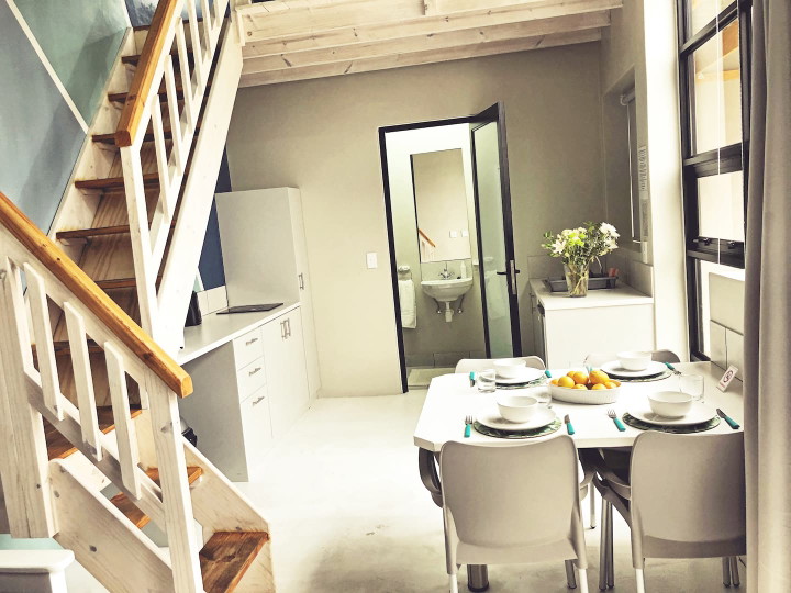The Cabin Accommodation Loft Apartment - Namibia