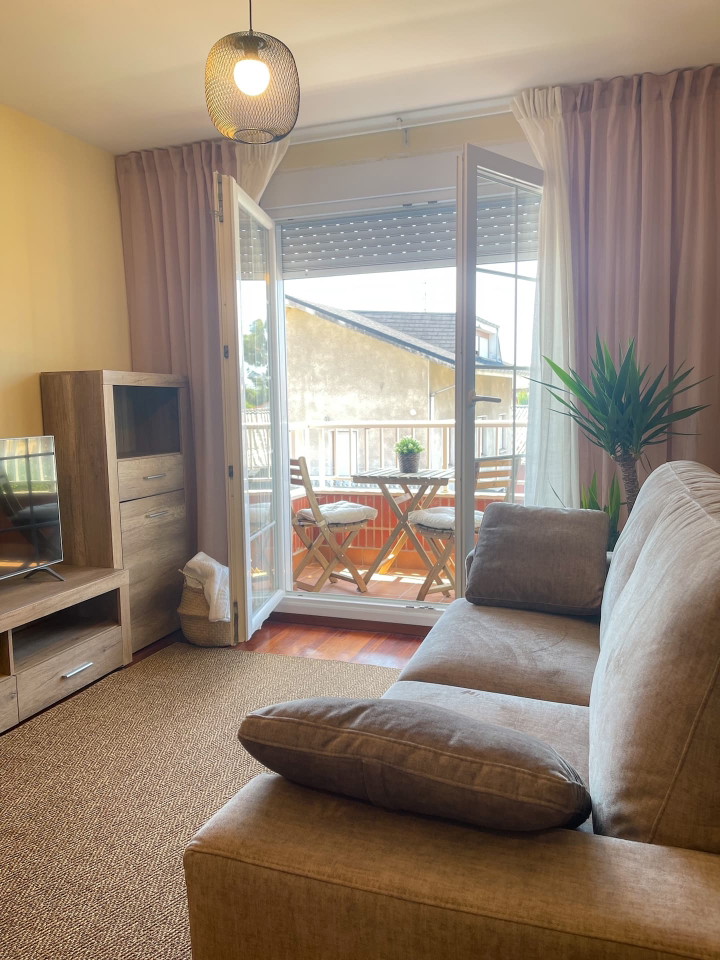 El Apartamento De Adriana En Torrelavega. - Torrelavega