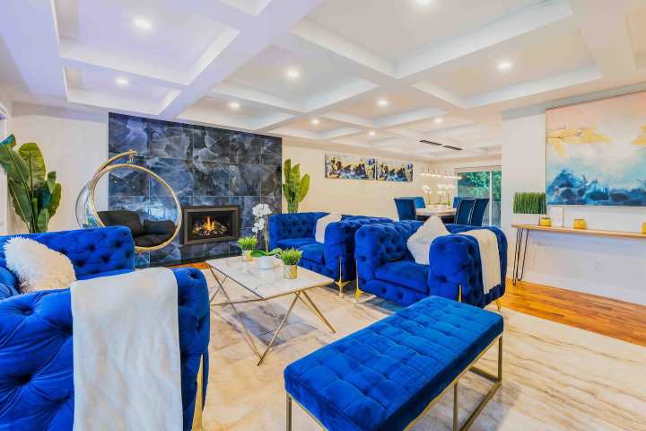 Luxury 10 Bedroom Mansion - Pool Table - Gym - Ottawa