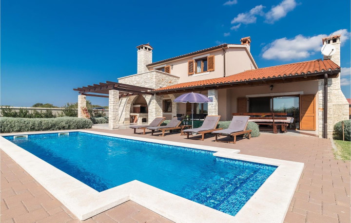 Lovely Home In Vodnjan - Pula