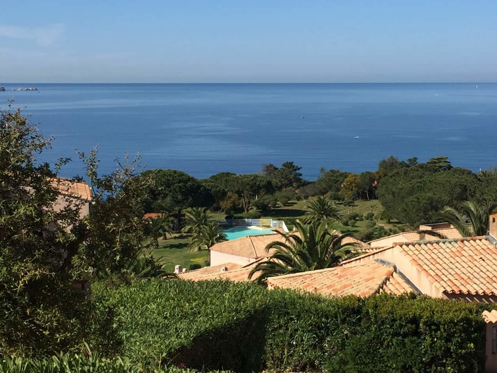 Maison Rénovée, 3 Chambres ,Vue Mer.plage à Pied - Porticcio