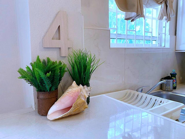 Large 1 Bed + Free Amenities + Close To Everything - Barbados