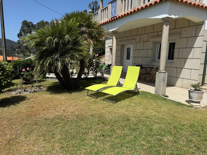 Piscine Avec Vue, Appartement Dans Pavillon Jardin - Barcelos