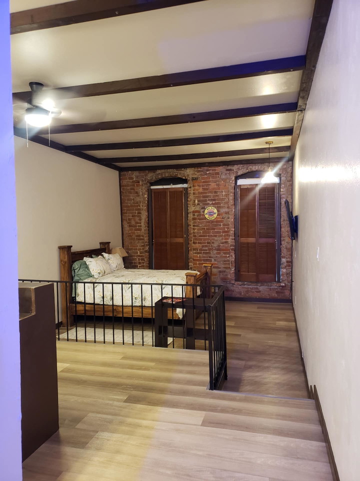 The Studio #3.              1 Bedroom  1  Bathroom - Van Buren, AR