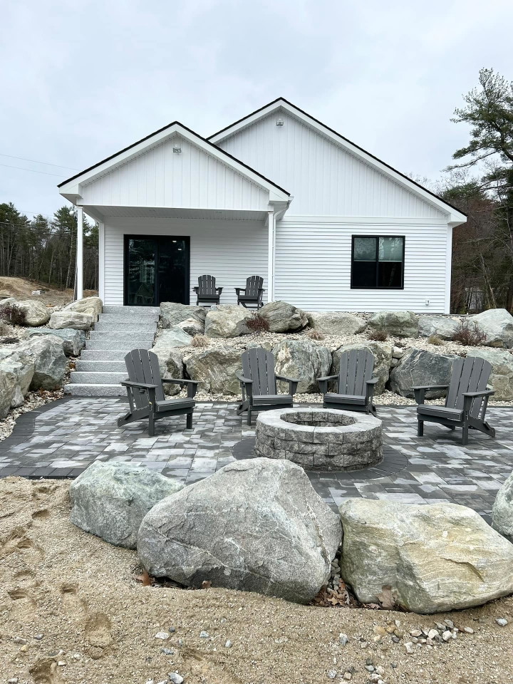 Waterfront Bungalow On Quaddick Lake - Thompson, CT