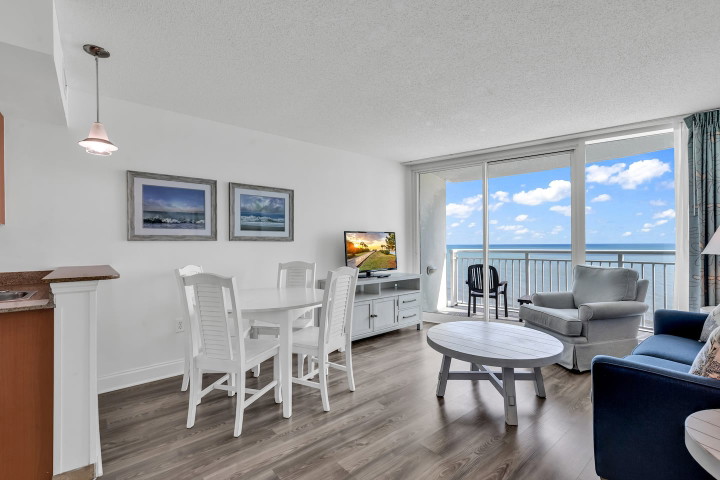 Newly Remodeled 1 Br 1 Ba Condo With Heated Pools - Myrtle Beach, SC