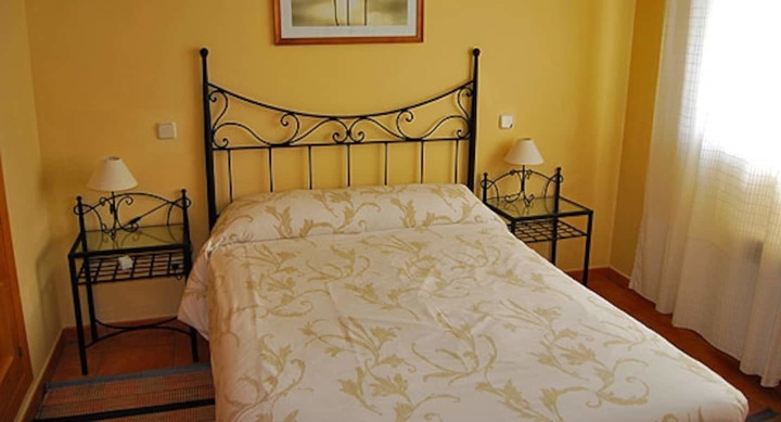 Casa Para Grupos, Con Jardín Y Excelentes Vistas. - Rascafría