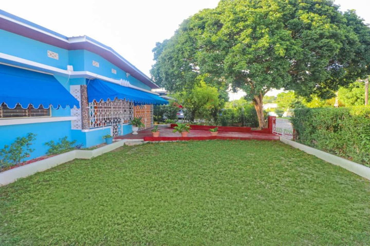 Peaceful & Quiet 3br Escape In Kingston - Kingston, Jamaica