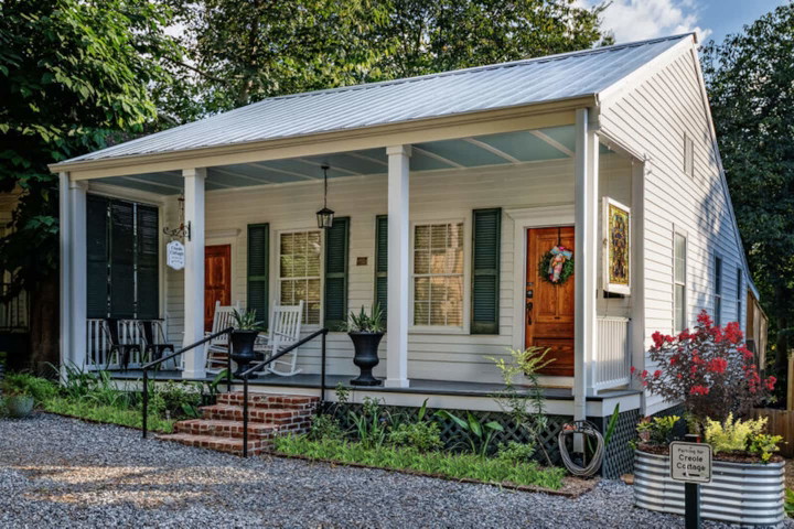 Creole Cottage | 2/1, Pet Friendly W/ Fee - Natchez, MS