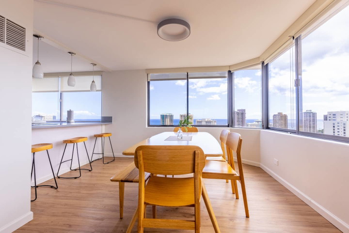 Rare - 5 Star 270° Ocean View Waikiki Penthouse - Honolulu, HI
