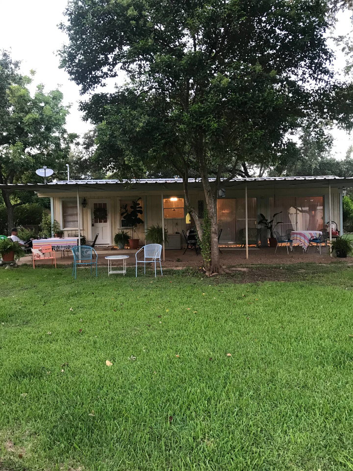 Lulu's Place At Lake Travis With Guest Room - Austin, TX