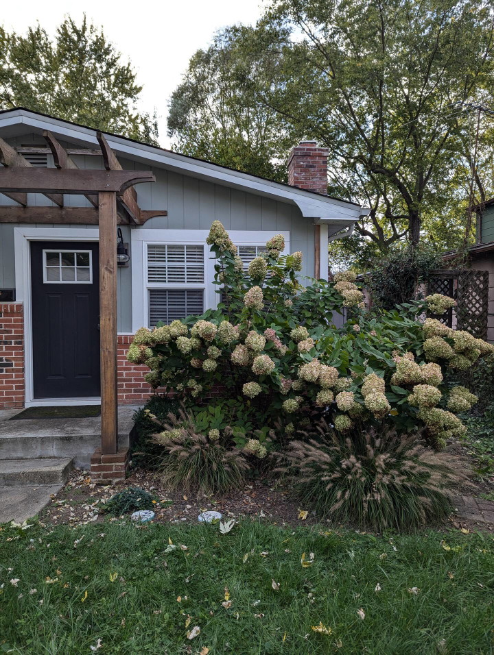Downtown Noblesville Bungalow - Fishers, IN
