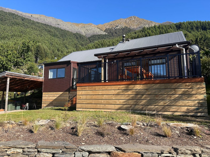 Great Value, Central And With Stunning Lake Views! - Queenstown, New Zealand