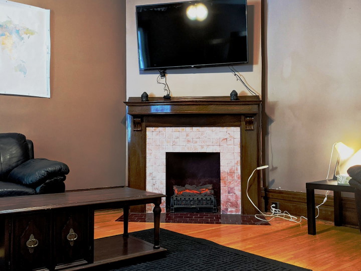 In The Heart Of Corydon Village - 