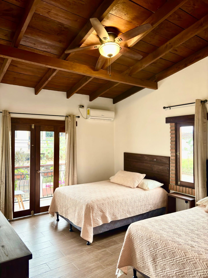 Casa Doña Emilia #2 - Honduras