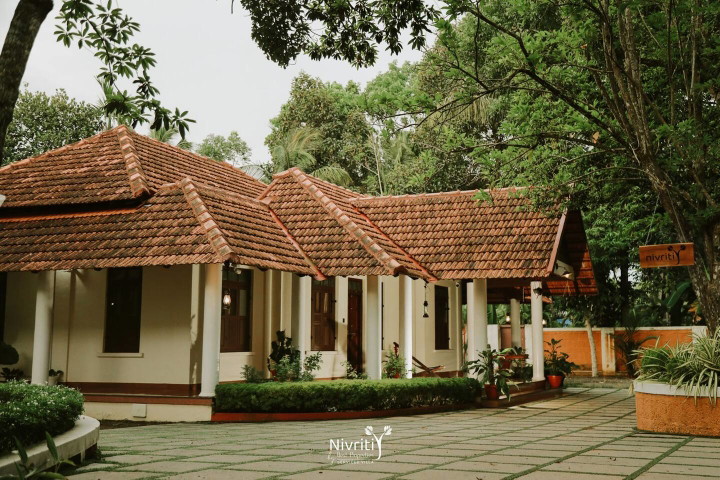 Best-nivriti 1bhk Poolvilla -Kovalam - Kovalam