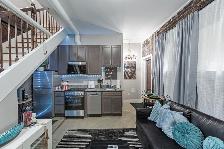 Cottage Vibe In The City-2kings;movienite;parking - Richmond, VA