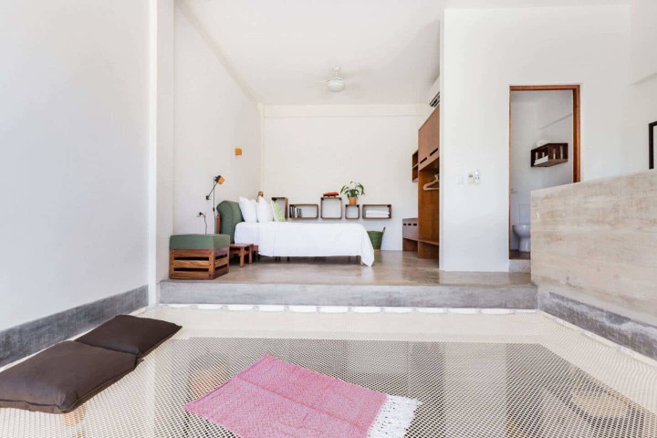 Awesome Double Height Loft With Mesh Net - Tulum