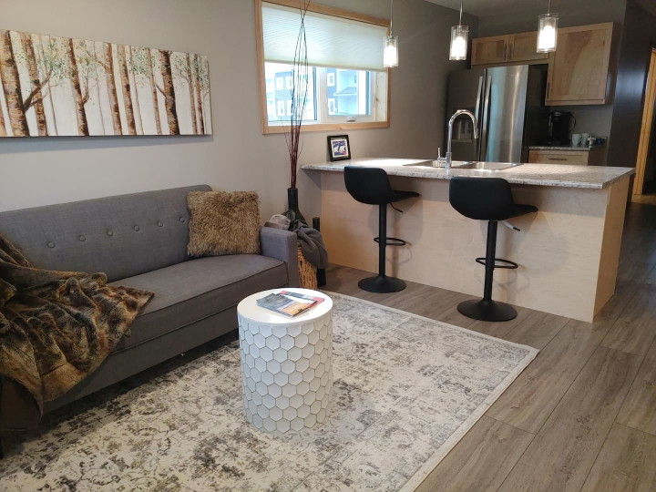Whistle Bend Private 1 Bedroom Suite B - Yukon
