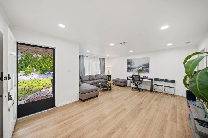 Sgv Private Brand New 3b2b Near Pasadena - El Monte, CA