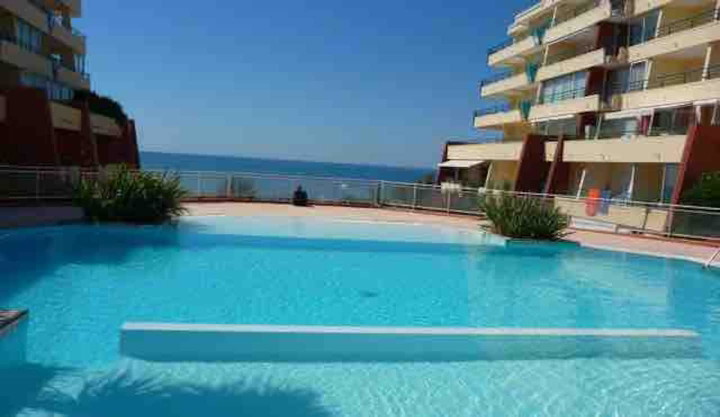 Lovely Apartment In Residence With Pool - Sète