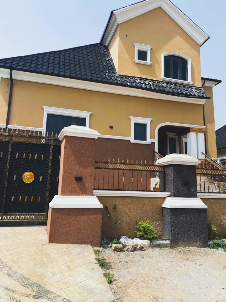3br Home | 24/7 Power, Fast Wifi, Secure Estate. - Abuja
