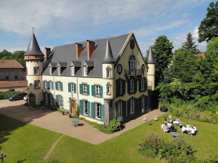 Le Château De Charade -